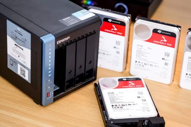 NAS硬盘选购指南丨希捷酷狼&酷狼Pro、银河、西数红盘、Ult系列、东芝全都有 - 知乎