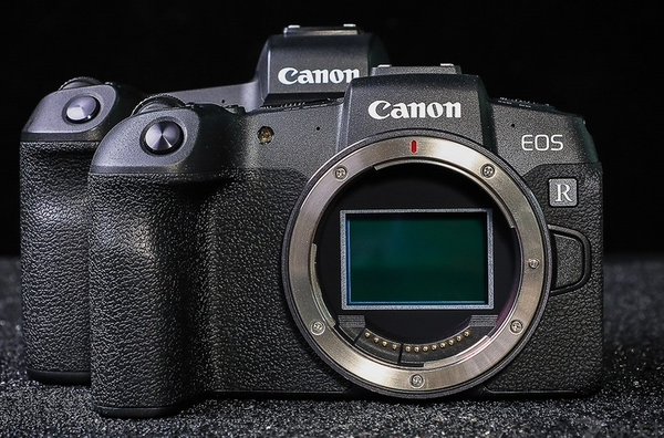 【2023】佳能EOS RP怎么样？EOS RP还值得买吗？EOS RP配什么镜头