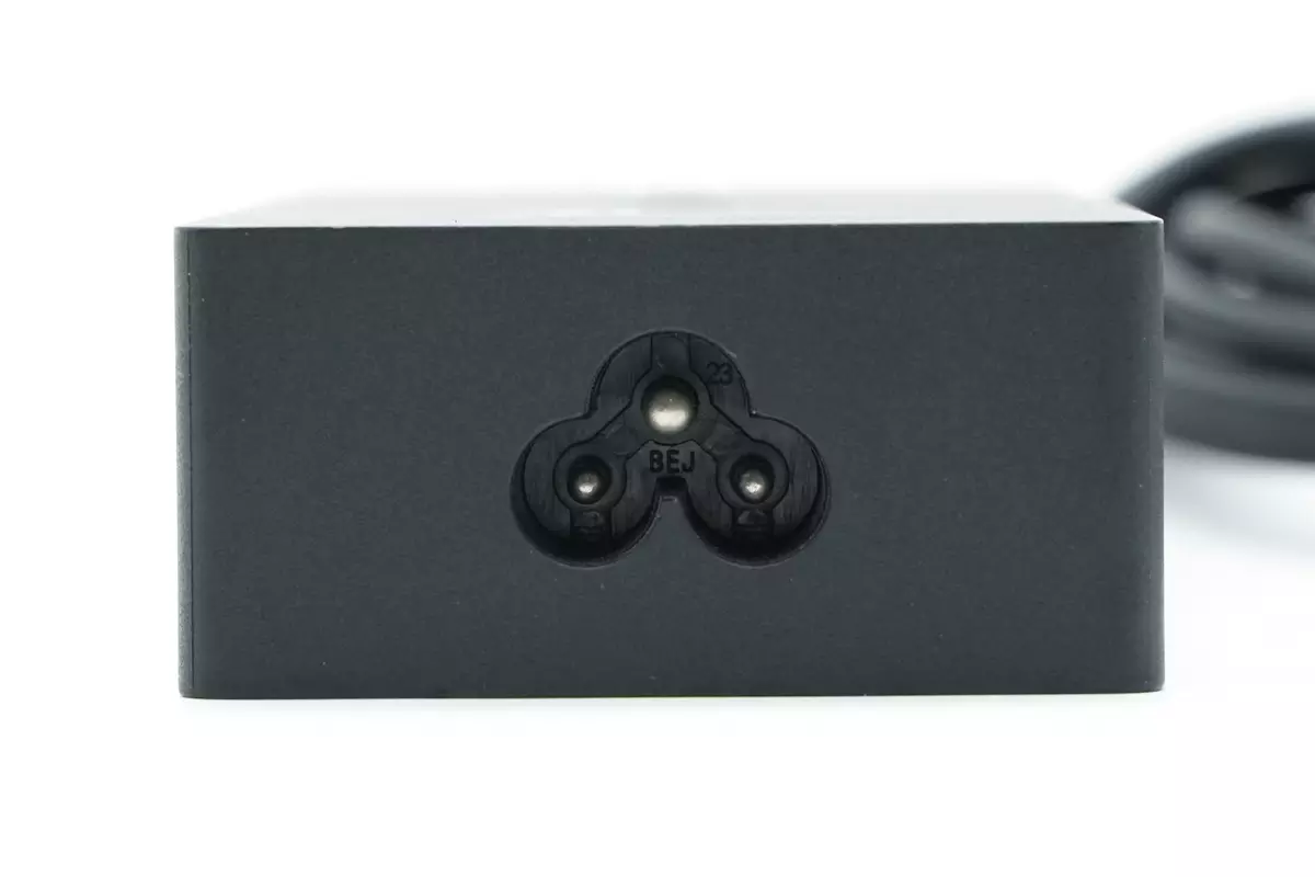 拆解报告：TANGO 100W USB-C快充电源适配器 - 知乎