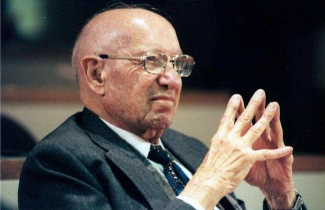 管理大师德鲁克：4维领导力、5个境界和9个激励下属的“软”手段 - 知乎