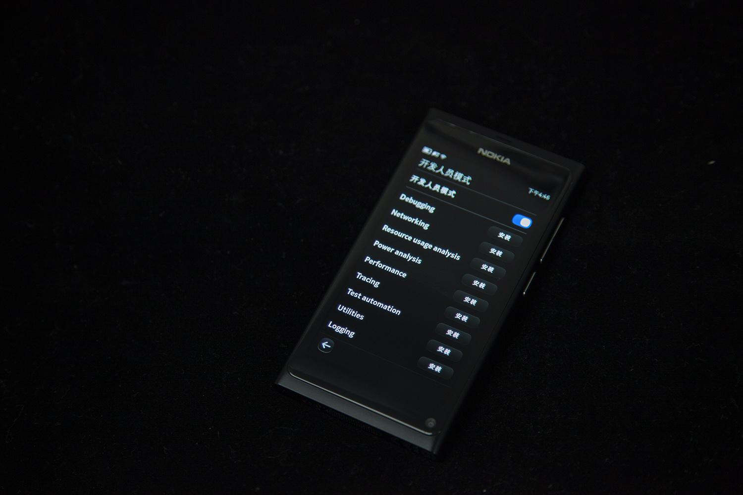 Nokia N9：“不跟随”的革新和陨落的起点 - 知乎