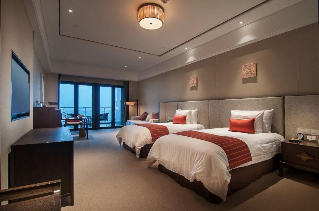 “Double bed room”千万不要以为是“双床房”！弄错真的超尴尬 - 知乎