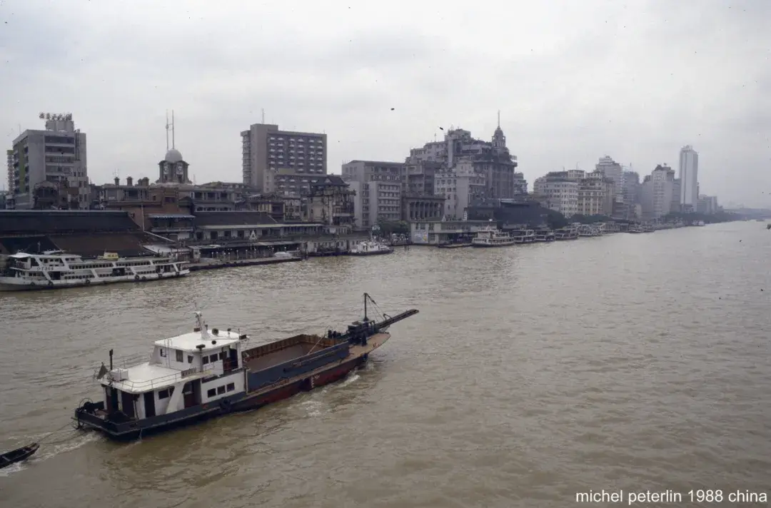 广州老照片 | 珠江上的船 - 知乎