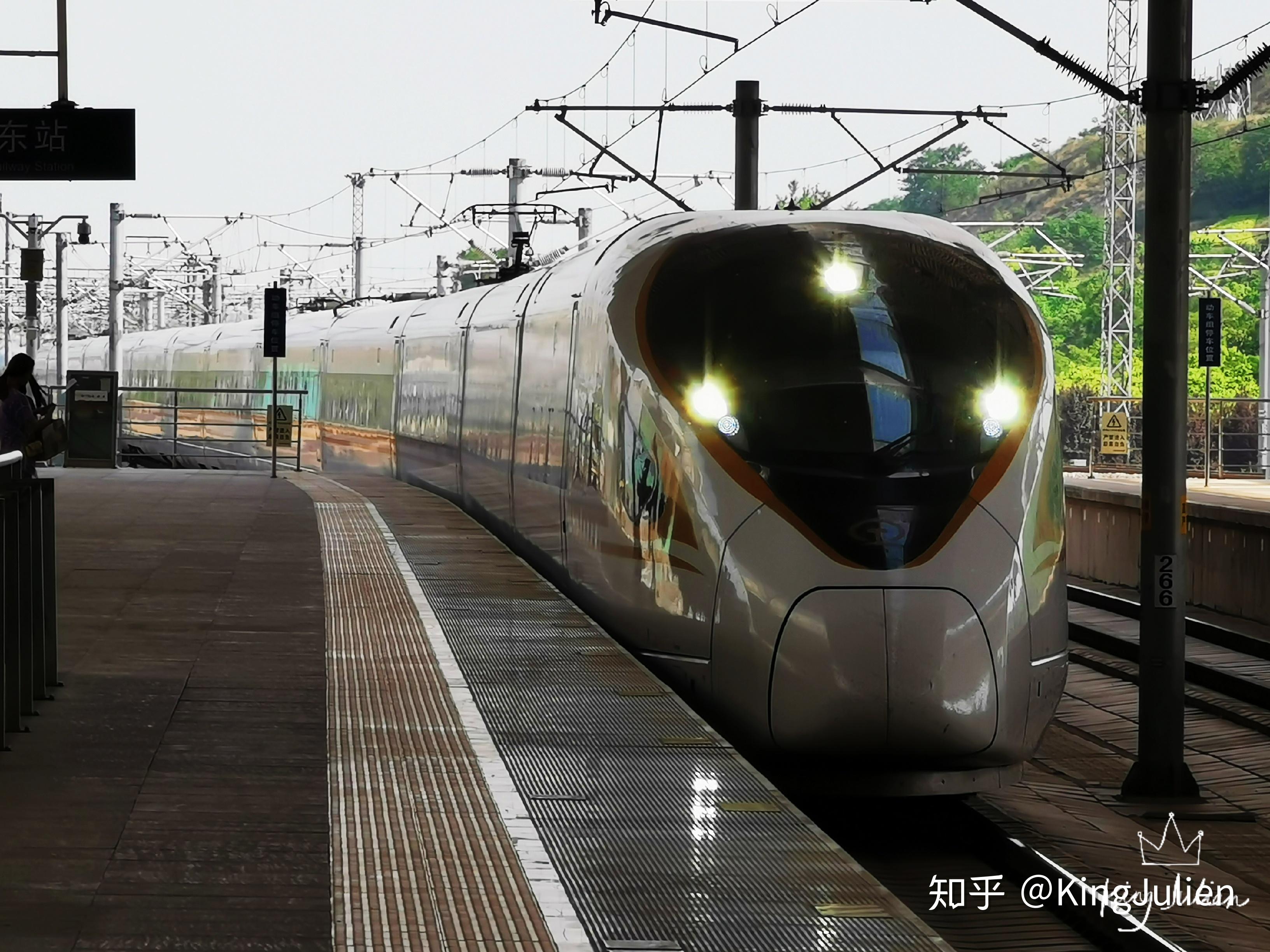 如何详细地评价CR400AF、CR400BF和CRH380A、CRH380B这四款动车组？ - 知乎