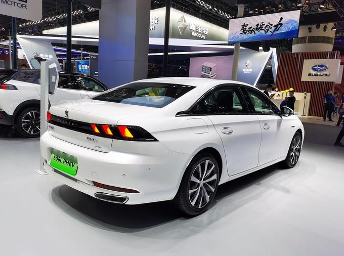 东风标致508L PHEV上市！21.57万起售/造型极具视觉冲击力 - 知乎