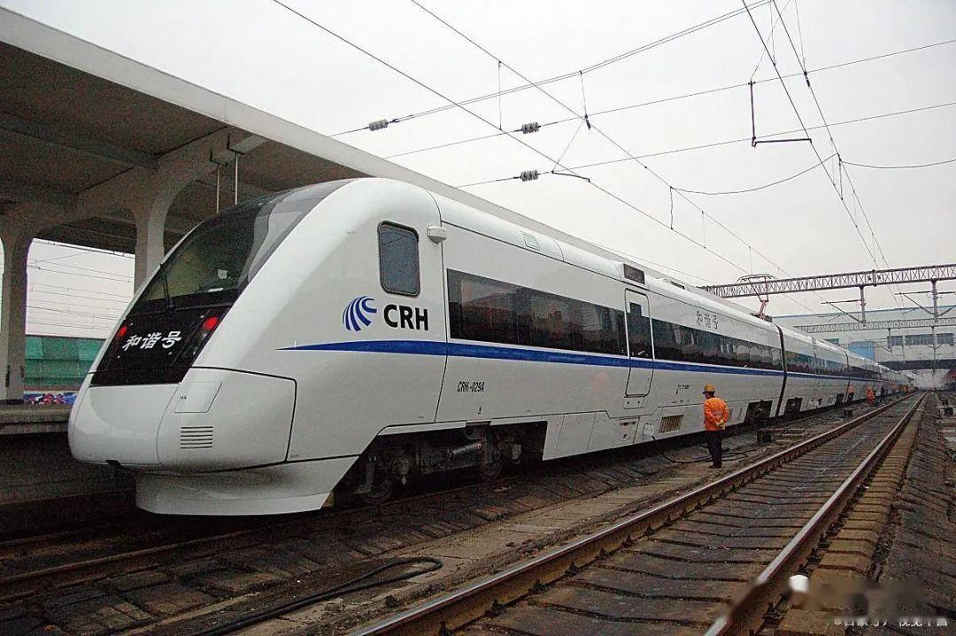 中国最快的火车是什么？速度与舒适并存：探秘最快的CRH3型动车组 - 知乎