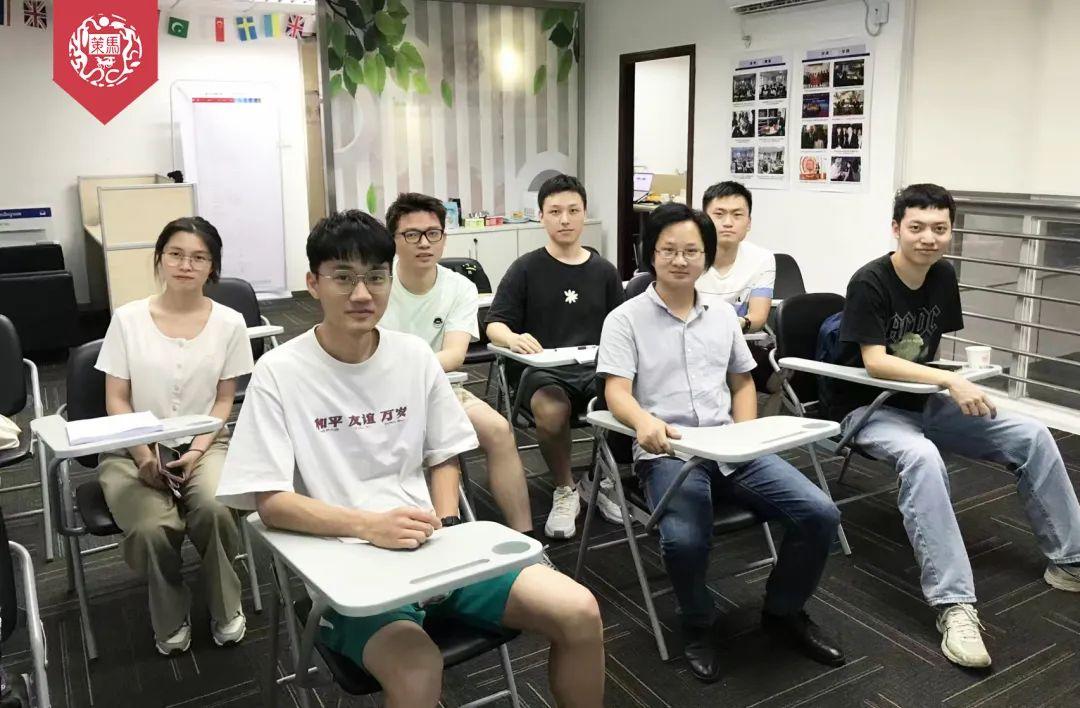 CEMA Talk 2023翻硕特辑 | 从美术生到中大MTIer，“用5%的努力去撬动95%你无法决定的事” - 知乎
