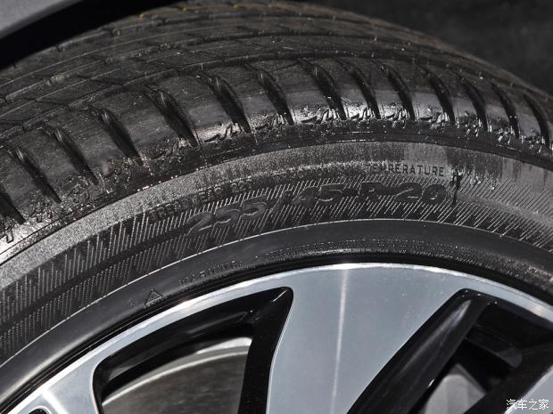 一口气加长500mm 车展实拍红旗HS7+ - 知乎