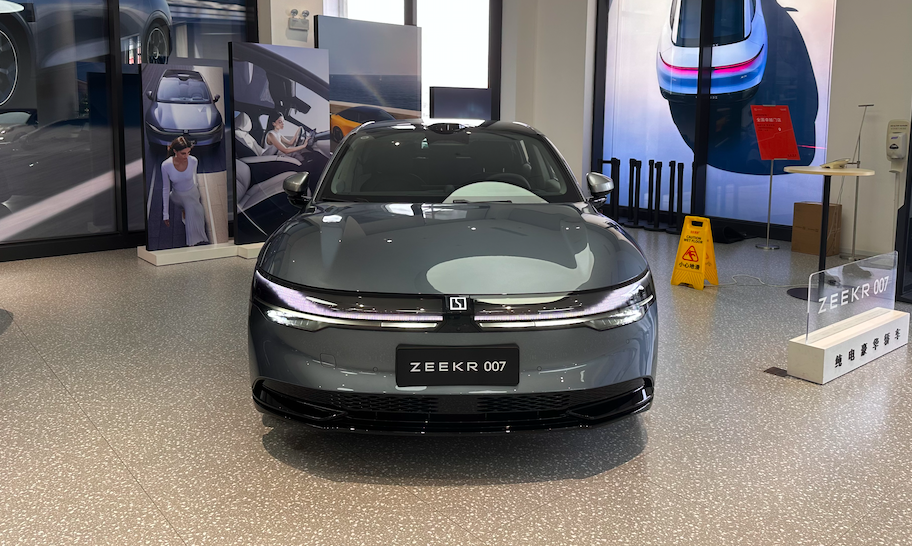 极氪007试驾：高速NZP确实惊艳，驾感可追Model 3 - 知乎