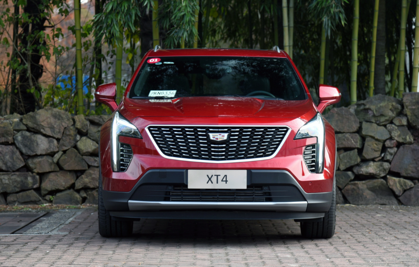 销量猛跌，价格骨折，2023款凯迪拉克XT4颓势依旧？ - 知乎