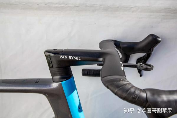 2024骑行指南（640）评论 | 迪卡侬 Van Rysel RCR Pro，粉红撞衫，生而为赢（1.30） - 知乎