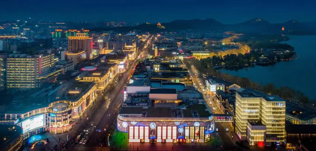 in77升级为产品线，银泰商业管理集团加速商业布局 - 知乎