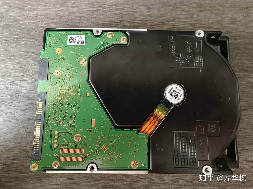 氦气盘有多强？| 西数 HC550 18T/16T 企业级硬盘开箱 - 知乎