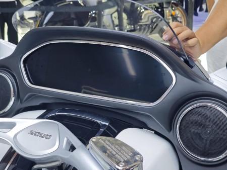 2000cc的震撼：长城八缸摩托，豪华旅行的新选择？ - 知乎