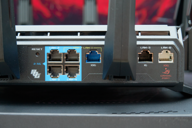 WiFi 7升级了什么？华硕WIFI 7旗舰路由器 GT-BE96 八爪鱼7 开箱与配置分析