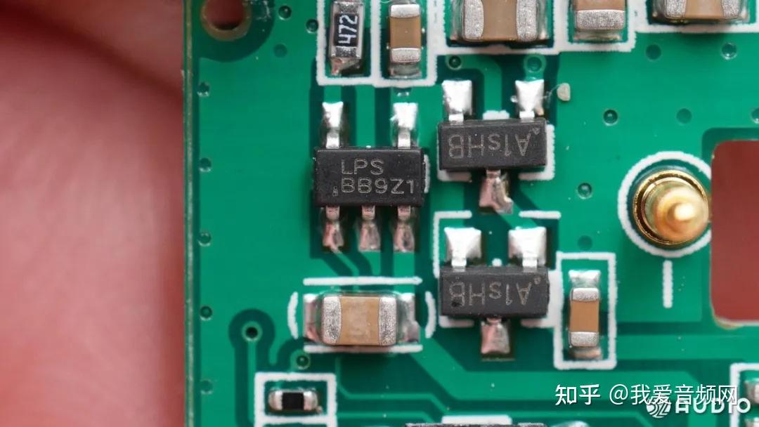 2021年TWS耳机充电盒电源管理芯片及应用案例汇总 - 知乎