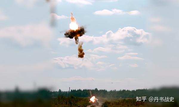 俄罗斯PTKM-1R智能反坦克地雷，从顶部打击坦克的特殊装备 - 知乎