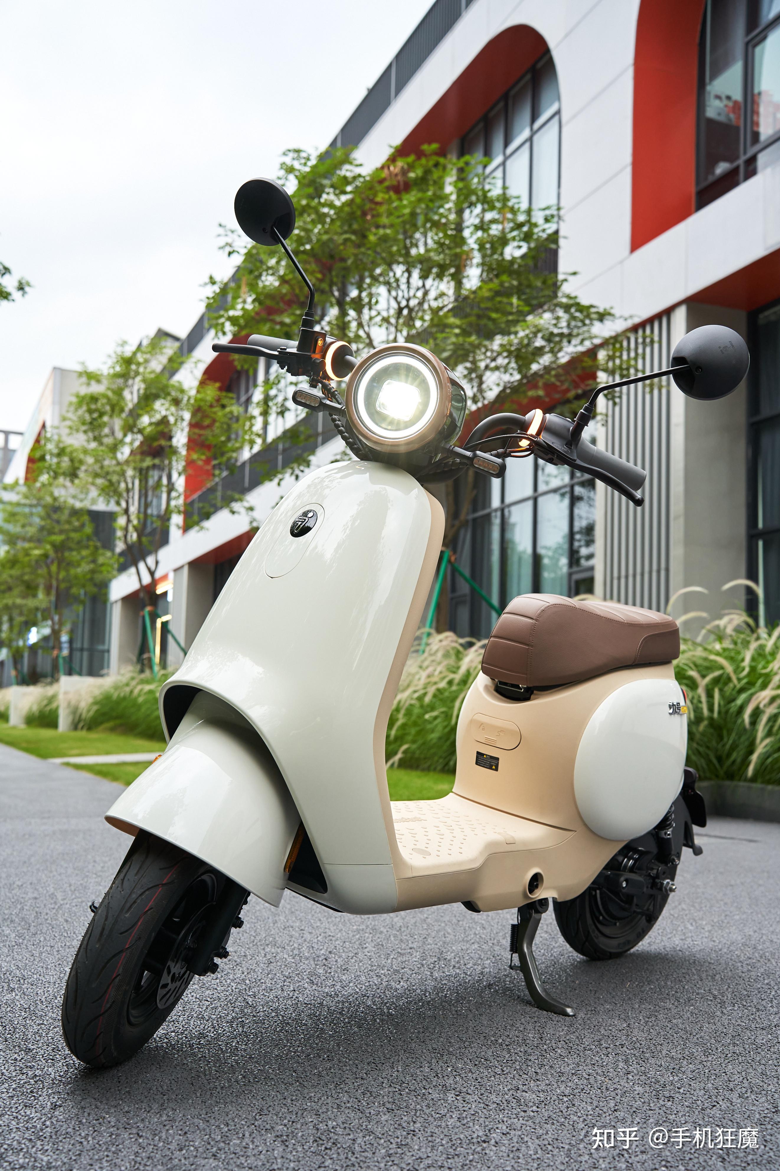 高颜值真智能！九号电动Q90正式亮相，小姐姐都爱不释手 - 知乎