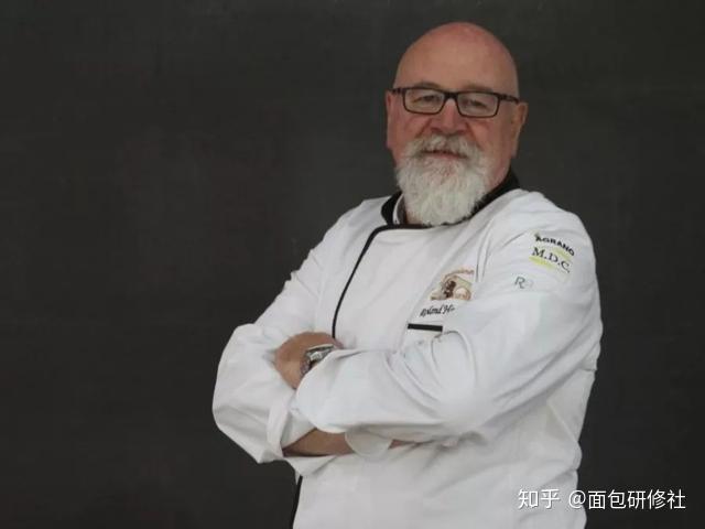 超牛！世界冠军朋福东作品登载法国名书《RESPECTUS PANIS Ⅱ》 - 知乎