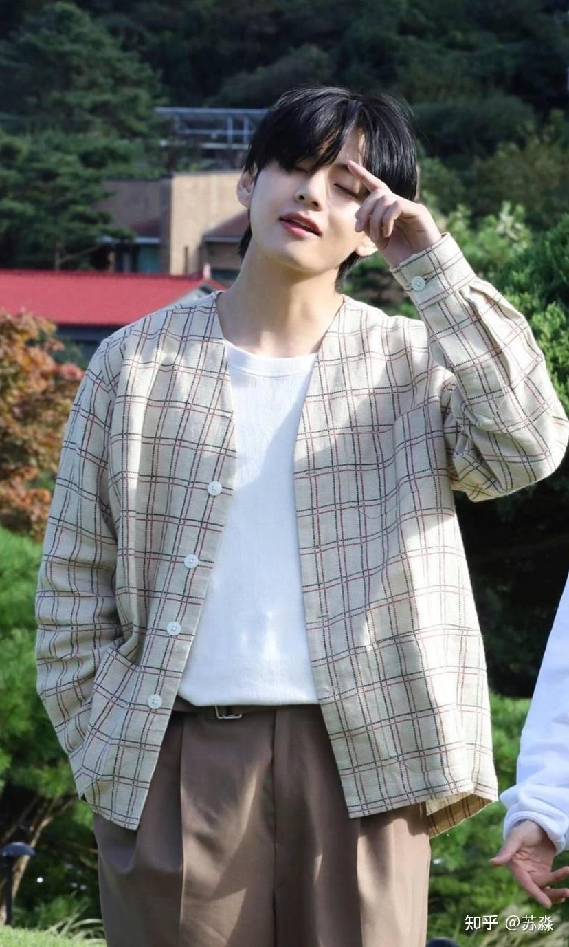 防弹少年团V被称为“Fancam之王”，又一个视频点击超千万 - 知乎