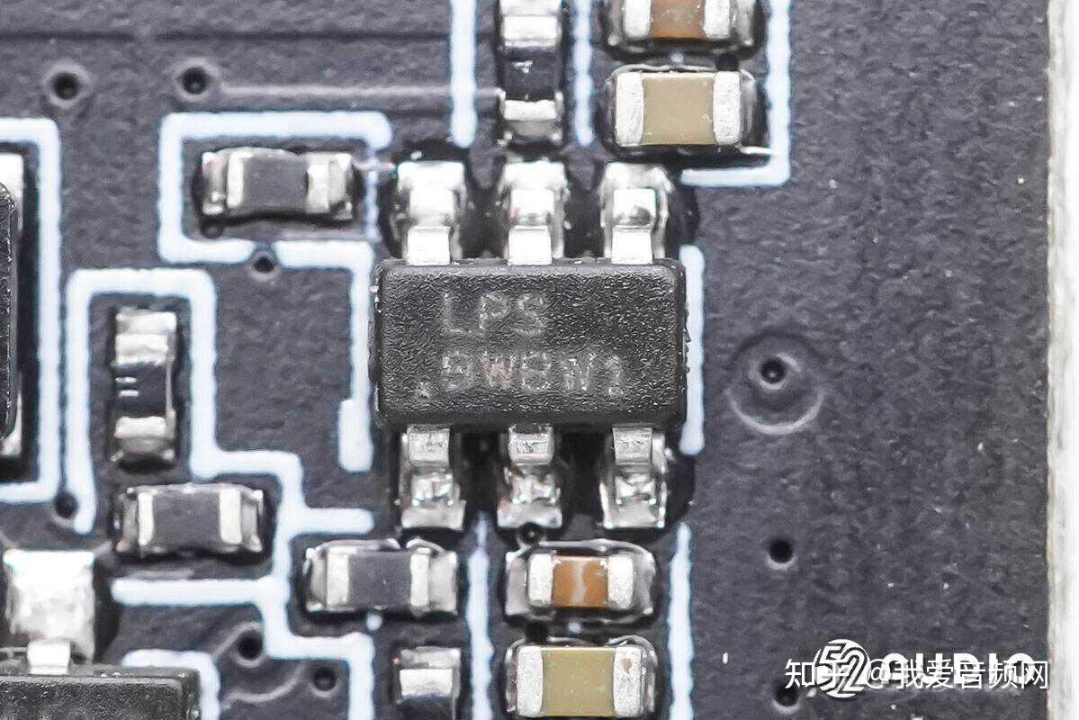 2023 TWS耳机充电盒电源管理芯片拆解汇总丨SoC单芯片方案成为市场主流 - 知乎