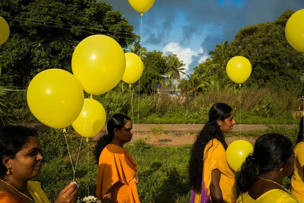 Alex Webb | 全集：99%的街拍照片都是失败的 - 知乎
