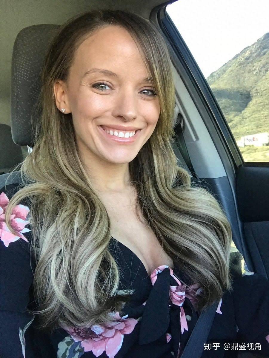 Pristine Ege，著名且受欢迎的美国业界电影女演员和异域模特 - 知乎