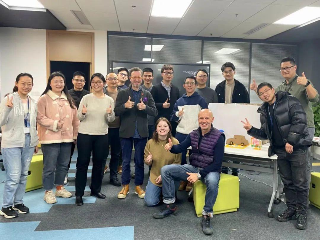 设计思维引领未来：FABO“数制”工坊与FAURECIA佛吉亚的创新之旅 - 知乎