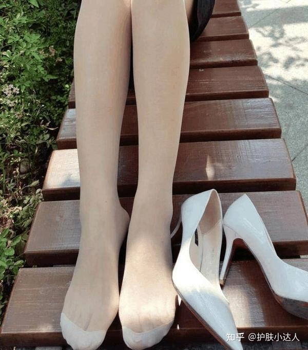 女生穿丝袜会脚臭吗？ 知乎