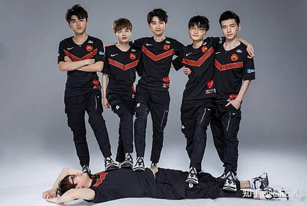 《英雄联盟》S9 世界冠军选手 GimGoon 宣布退役，如何评价他的职业生涯？