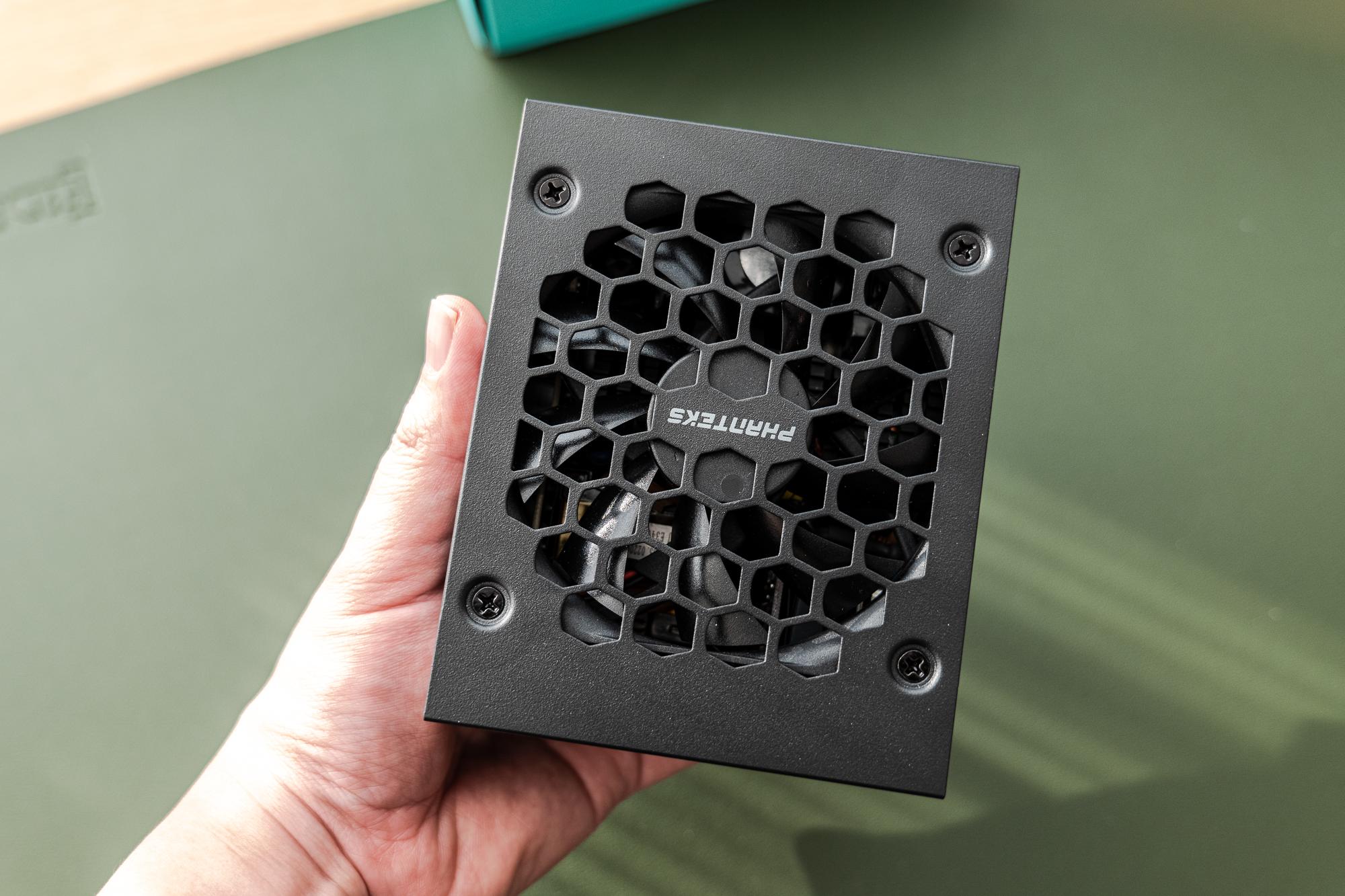 一台“猫头鹰”配色主机： iGame RTX 4060 Ti AD +COOJ Z18装机 - 知乎