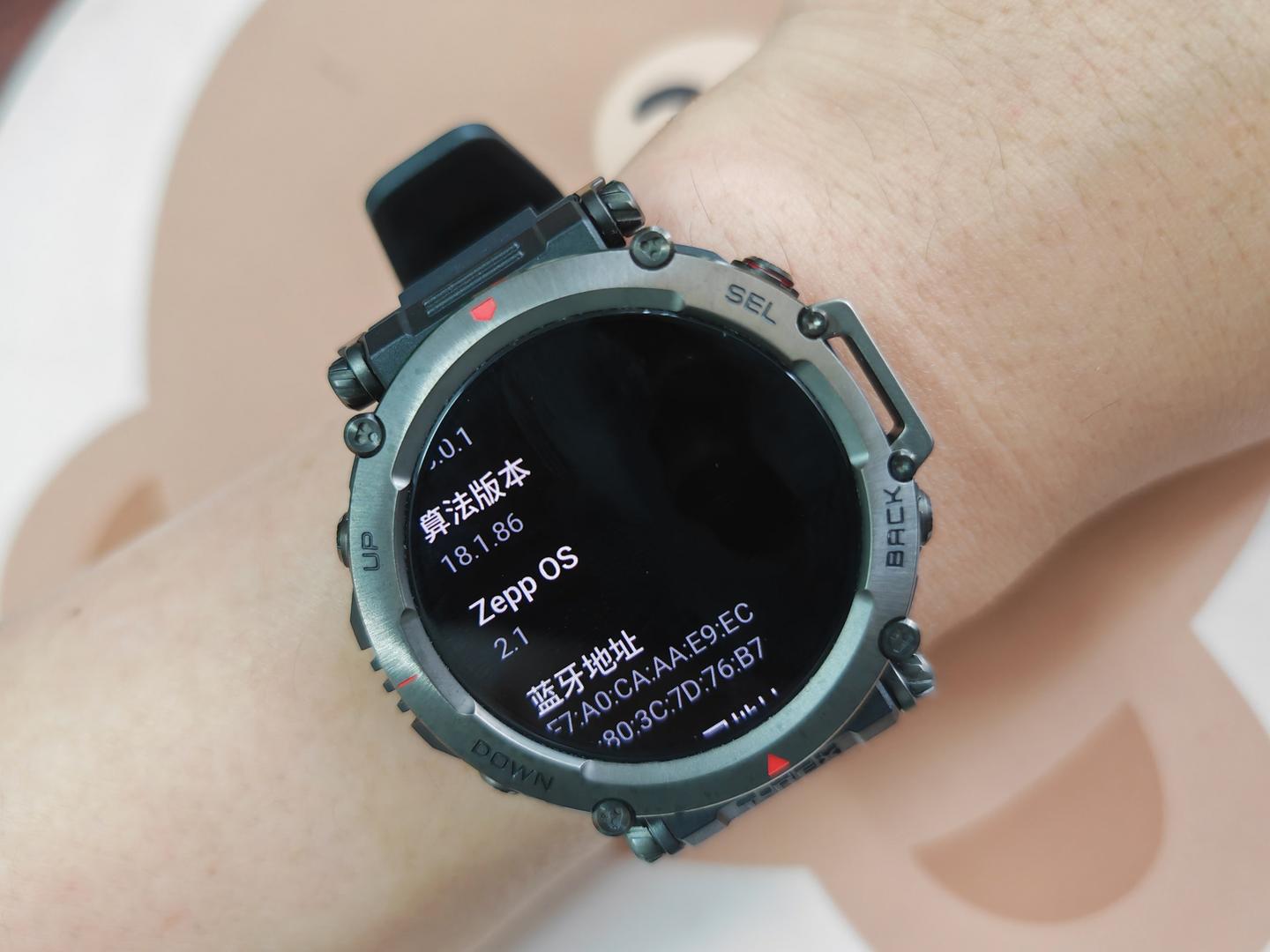 【6000字原创测评】华米Amazfit T-Rex Ultra上手体验报告：低调硬核的旗舰运动手表 - 知乎