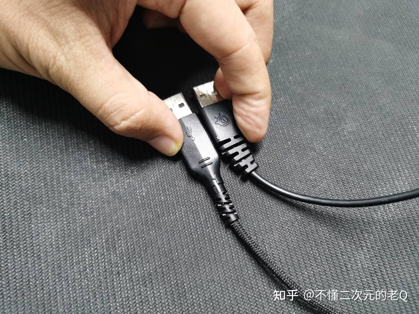 血手幽灵ES9 Pro评测：游戏鼠标该有的范儿，全乎了！