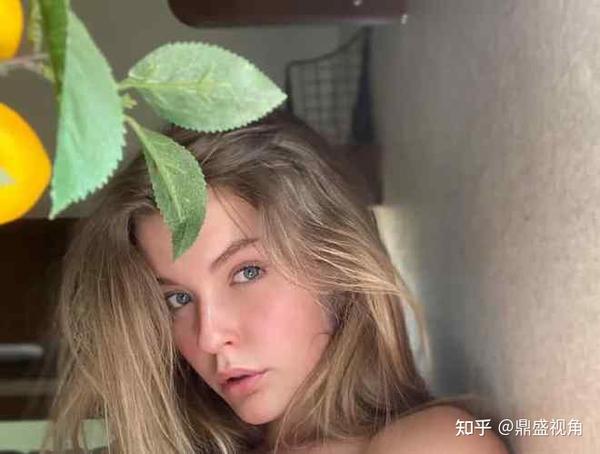 米娅·梅拉诺 (Mia Melano)，2019 年的 5 月天使 - 知乎