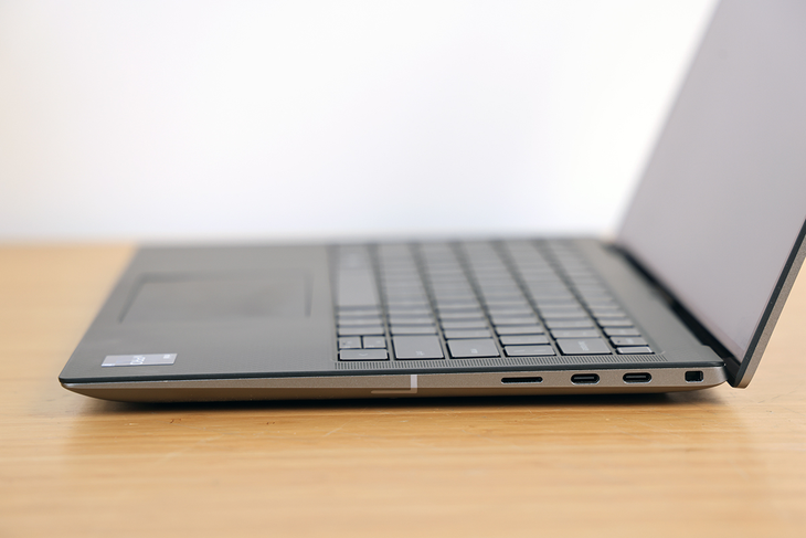 小尺寸蕴含强大性能 戴尔Precision 5470移动工作站评测 - 知乎