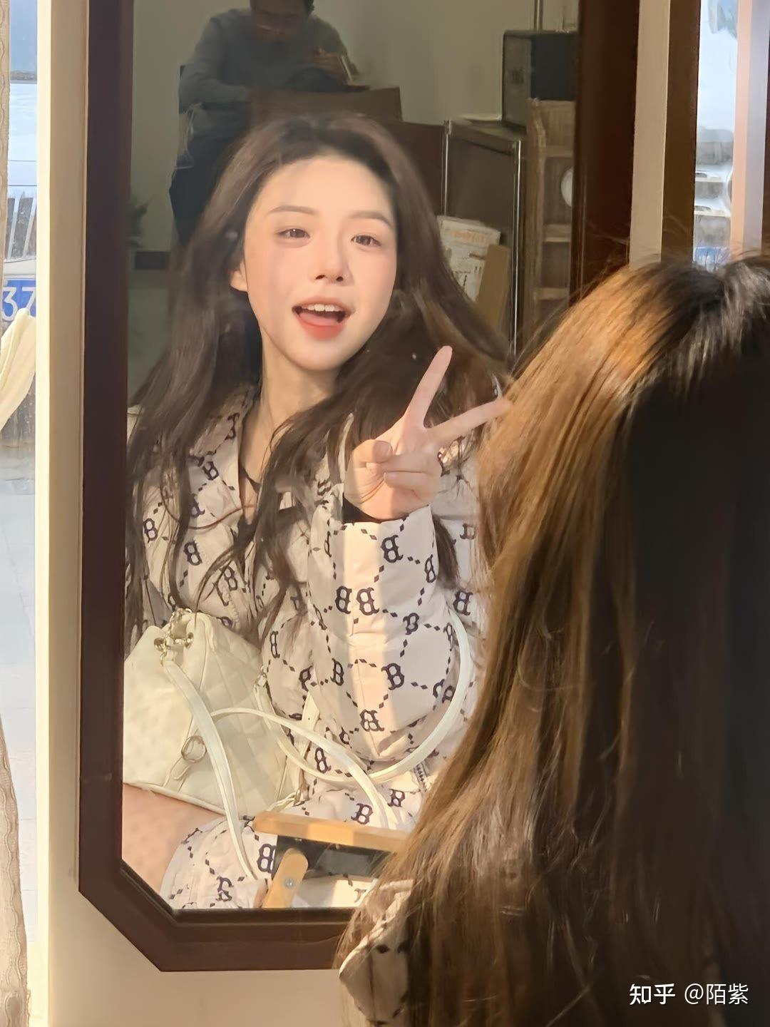 你见过高中最好看的女生长什么样？ 知乎