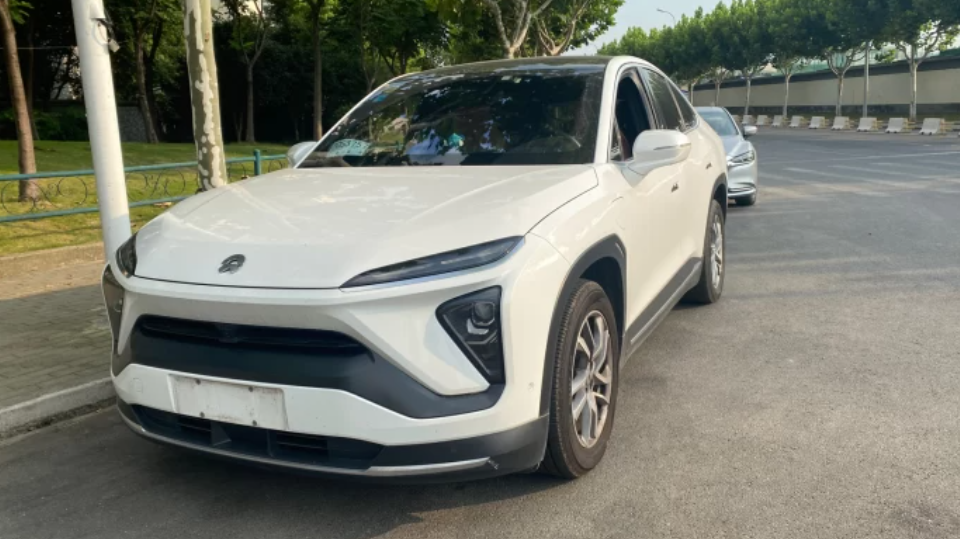 蔚来EC6将换代，老车主1年亏6万，但17万的二手车真香？ - 知乎