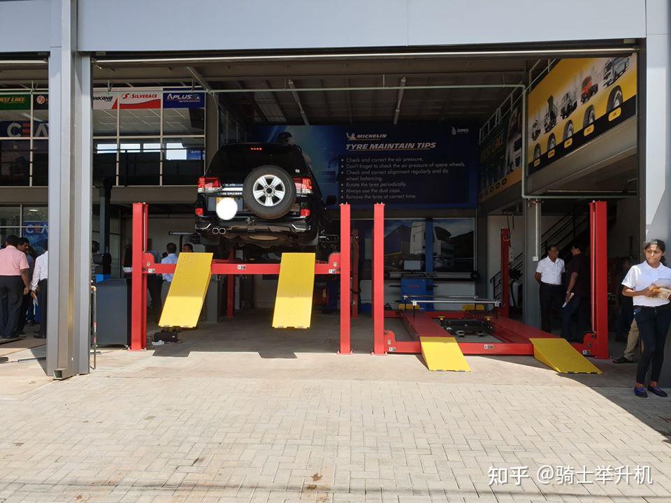 骑士举升机告诉你四柱举升机和大剪举升机，哪个更安全？ - 知乎