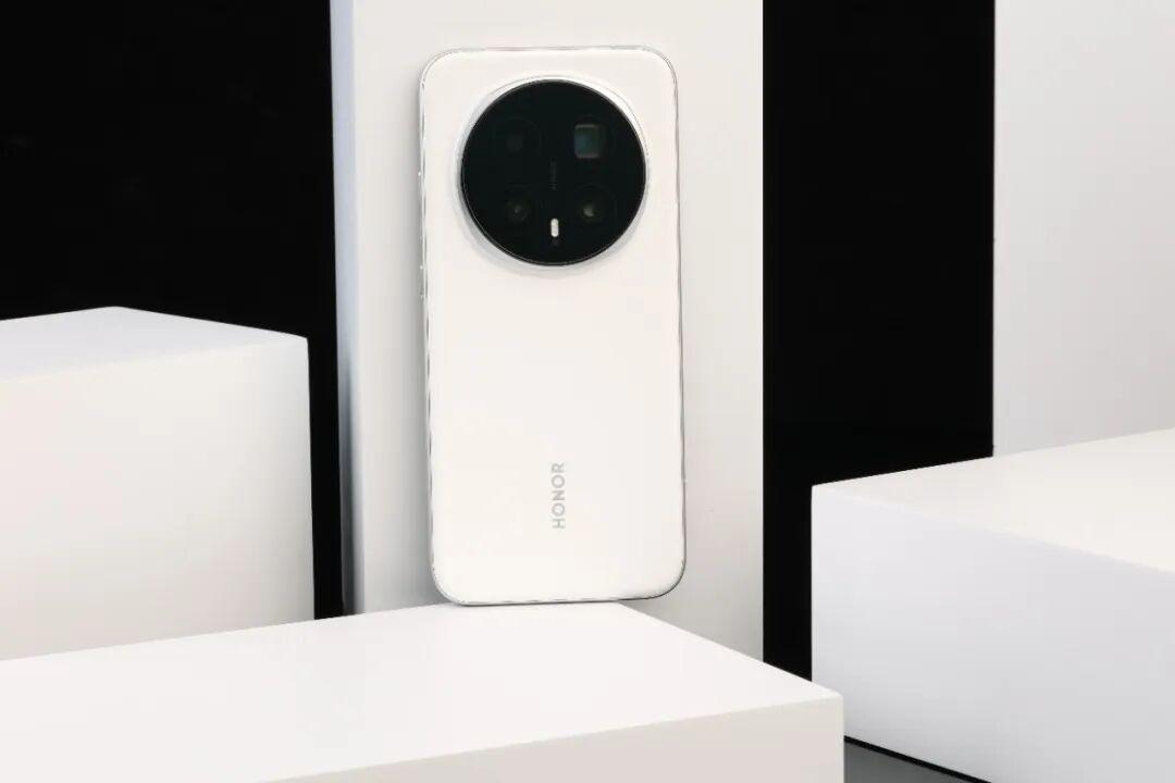 顶级镜头与颠覆性AI的双重进化——荣耀 Magic8 Pro评测 - 知乎