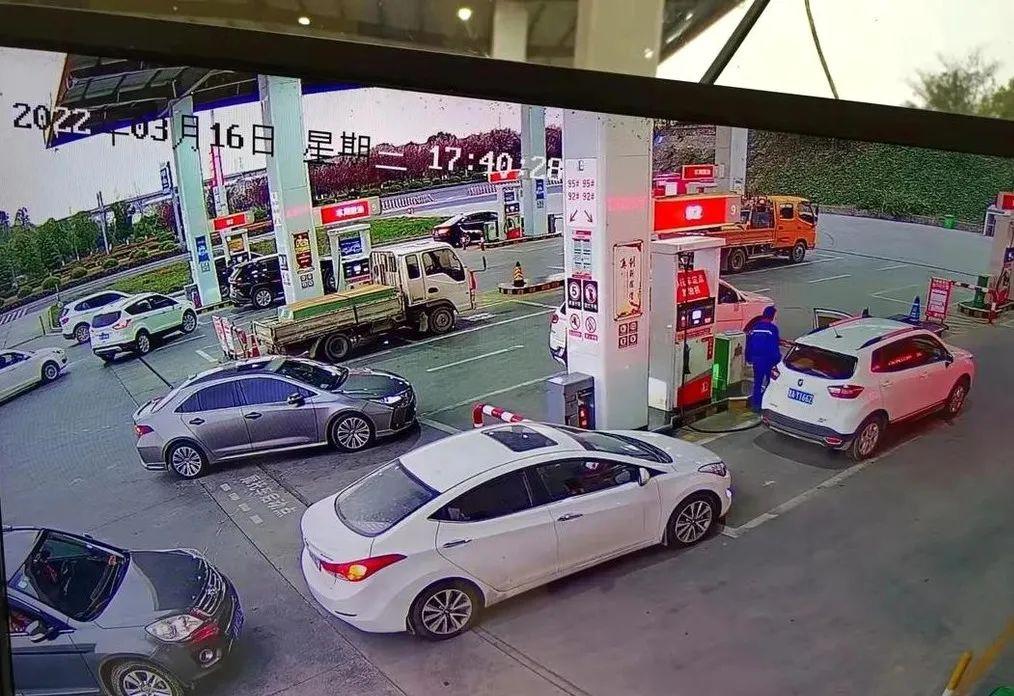 比一台电脑还便宜！奇瑞QQ冰淇淋155KM圣代版，补贴后低至1.69万元 - 知乎