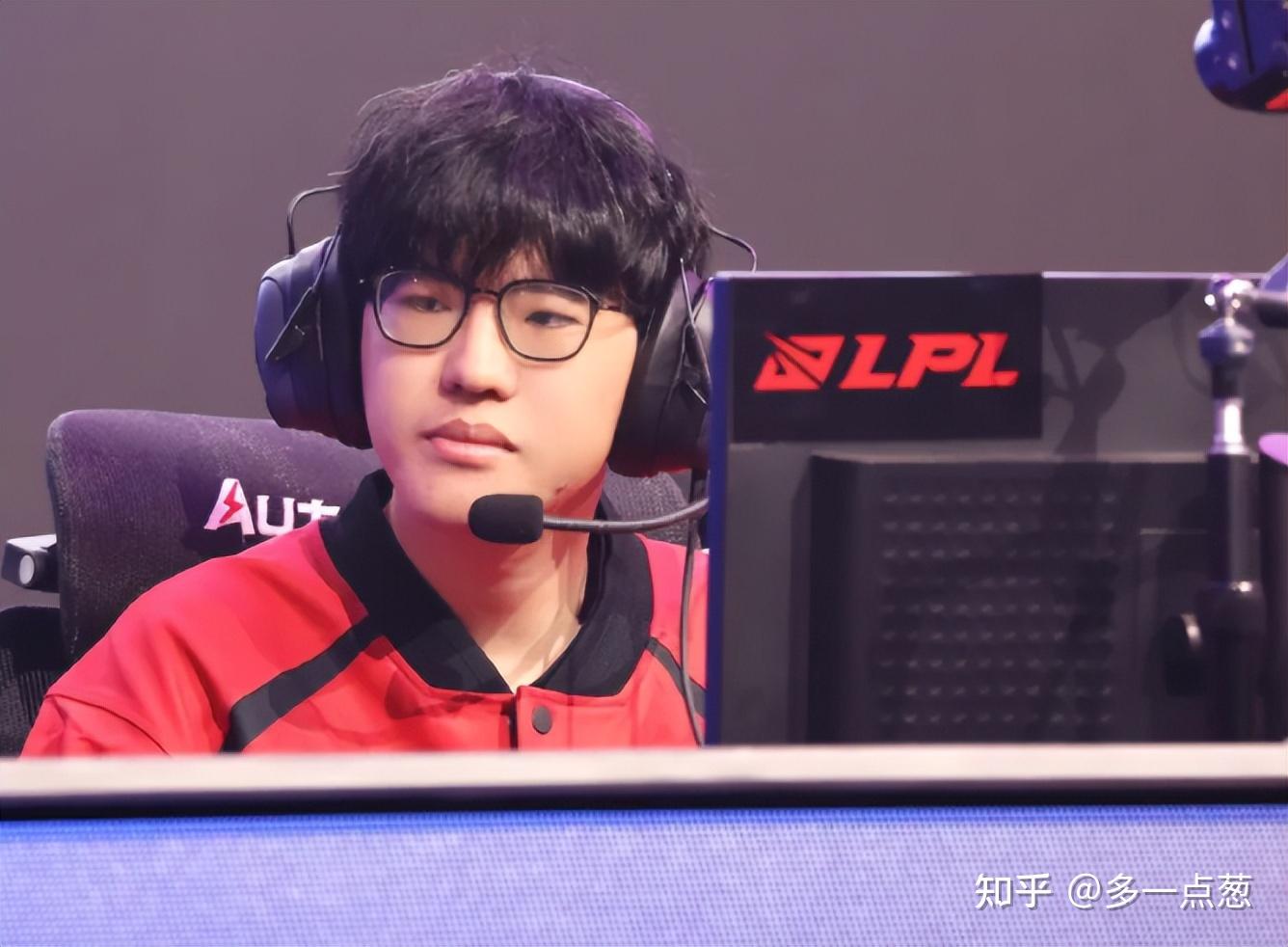 心疼Jiejie，去FPX完全就是背锅！Jiejie本人透露为什么会加入FPX - 知乎