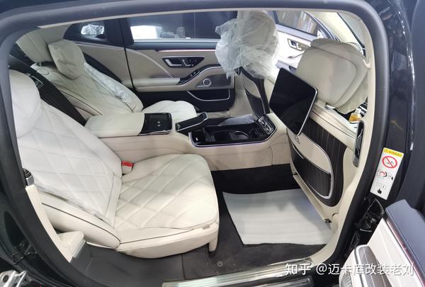 礼道尚优，法意从刻！22款迈巴赫S480内外升级S680五座改四座、AR-HUD抬显、电动后门、手势控制等 - 知乎