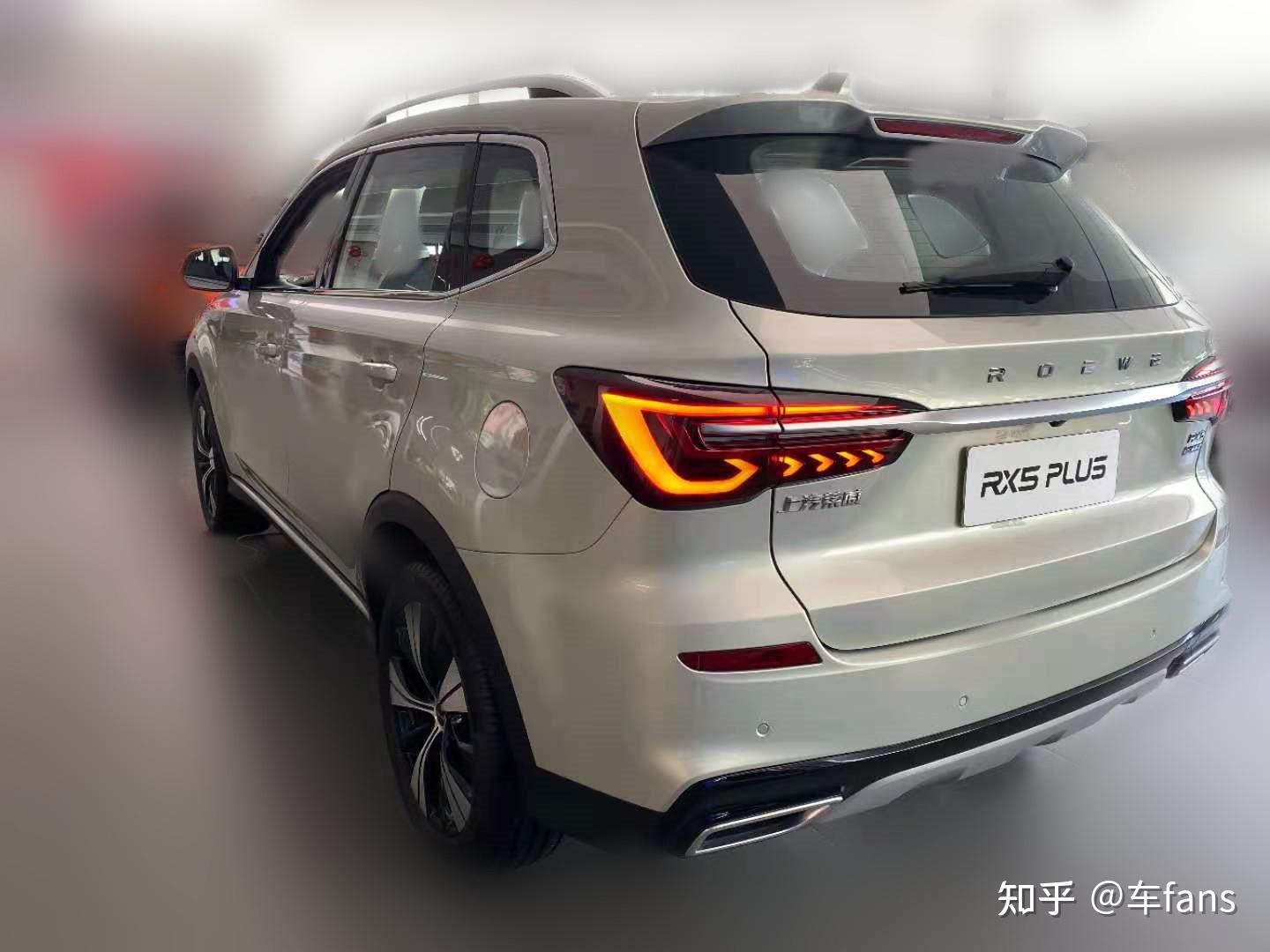 荣威RX5 Plus：大屏科技满满，抵不住电瓶亏电惹人烦 - 知乎