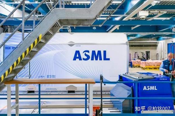 中国的先进芯片技术曙光已现，恐惧的ASML立即低头服软 - 知乎