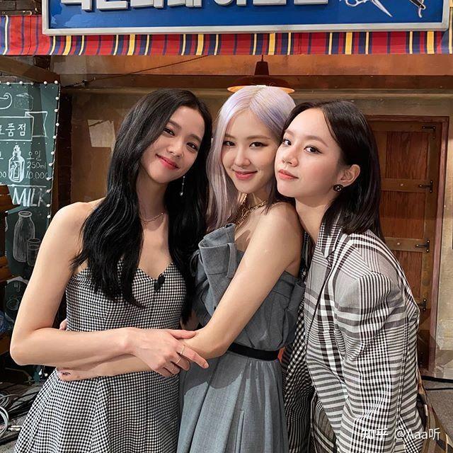 ROSIE 绝美图集 - 知乎