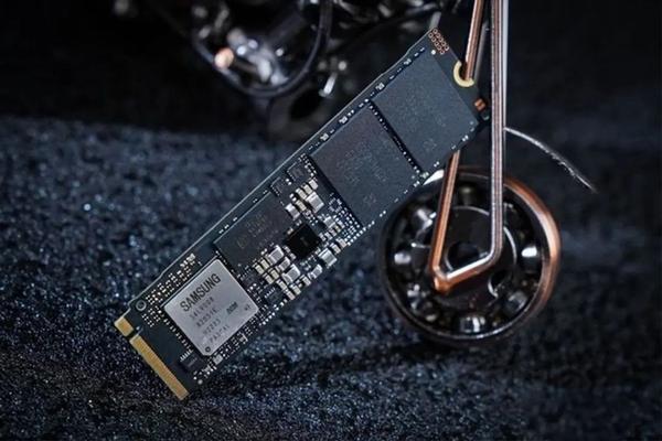 通吃PC、次世代游戏机：高端SSD该选谁？看这四款就够了 - 知乎