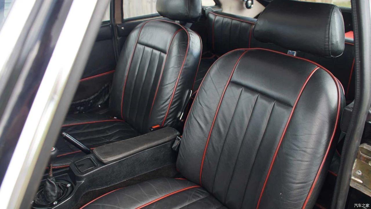 全世界仅有五辆 罕见的1981年款 MGB GT V8 SEC - 知乎