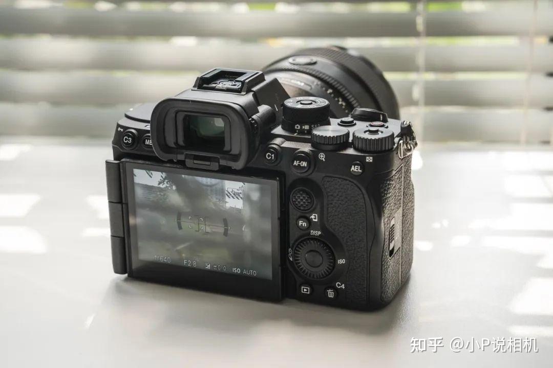 兰拓测评 | 6100万像素+AI对焦，A7R5能够成为高像素旗舰的最终形态吗？ - 知乎