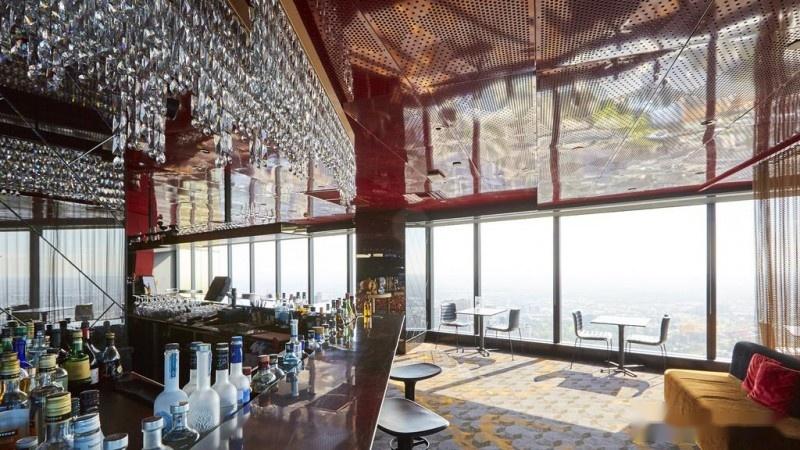 墨尔本地标Eureka大厦观景台及楼上物业易主，成交价近$6000万 - 知乎