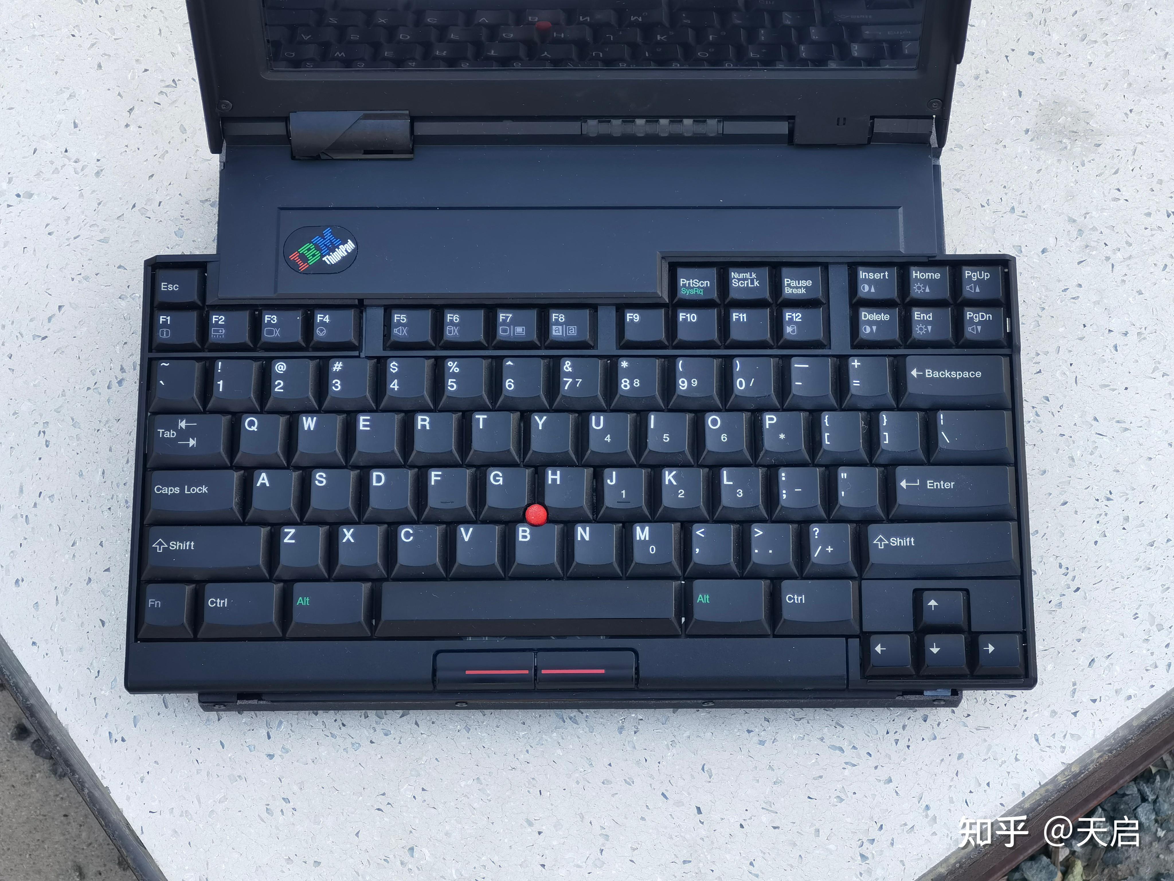 在2023年用2020年技术升级一台1995年的ThinkPad 701c - 知乎